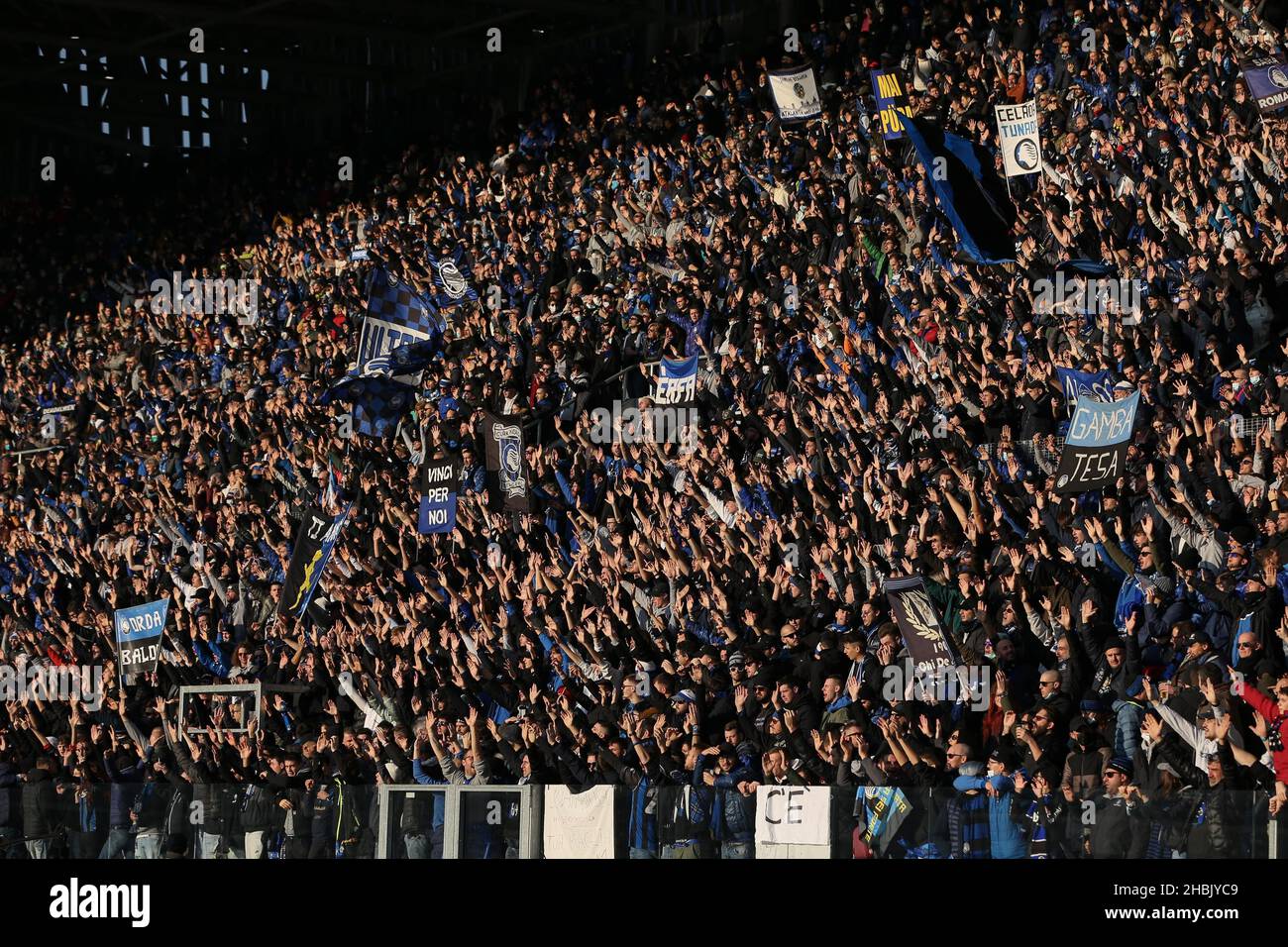 Gewiss Stadium, Bergamo, Italy, December 18, 2021, Atalanta BC fans ...