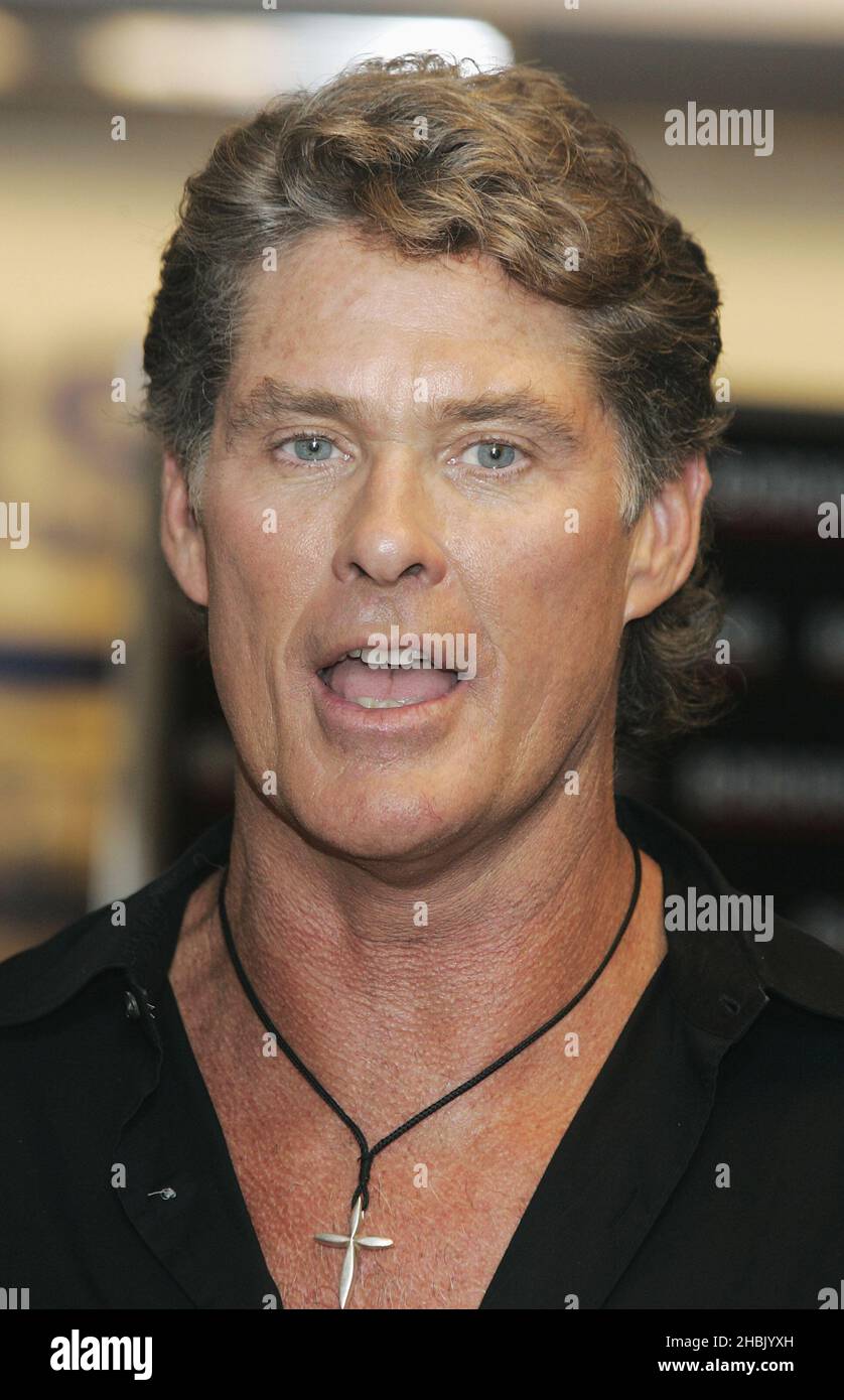 David Hasselhoff book signing, Boarders, London Stock Photo - Alamy