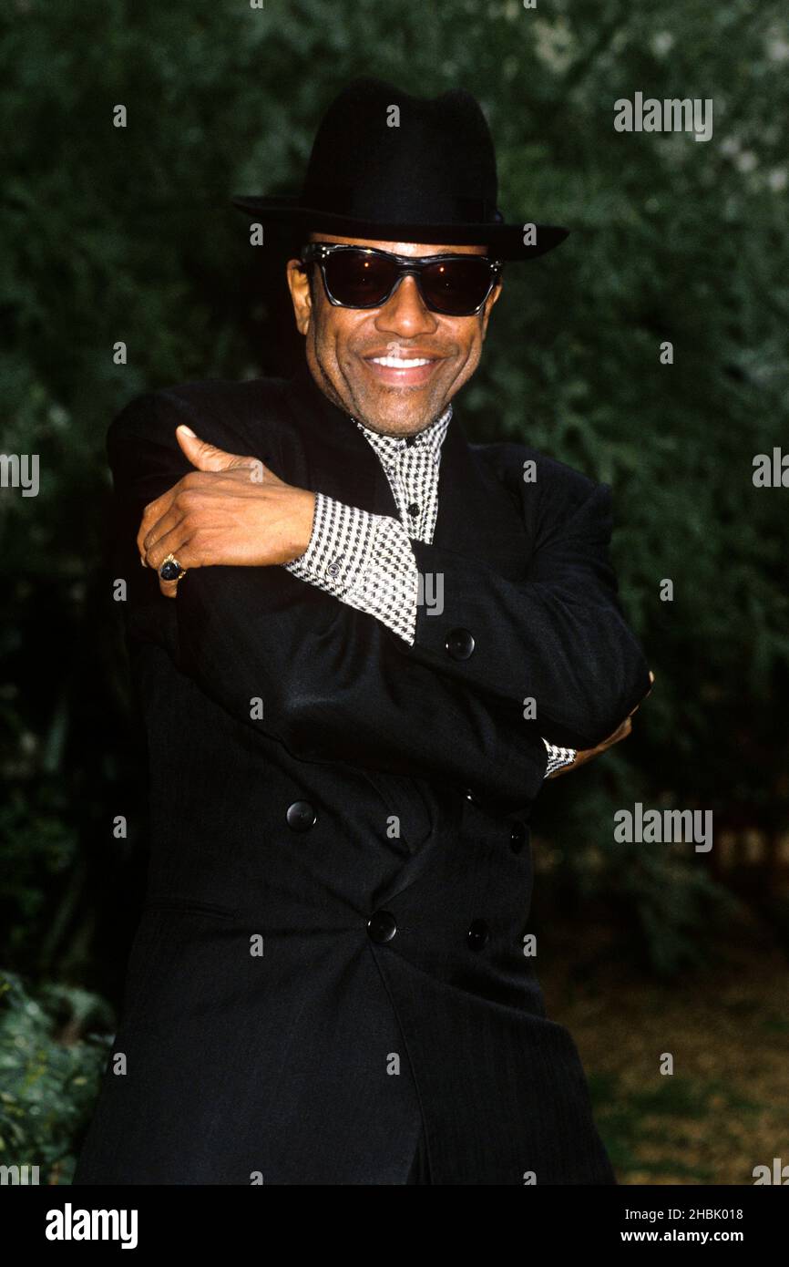 Bobby womack hi-res stock photography and images - Alamy