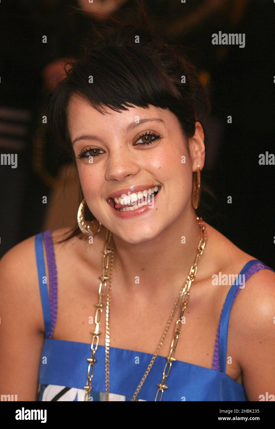 Lily Allen signs a special run of 10 screen prints, created by It's pop ...