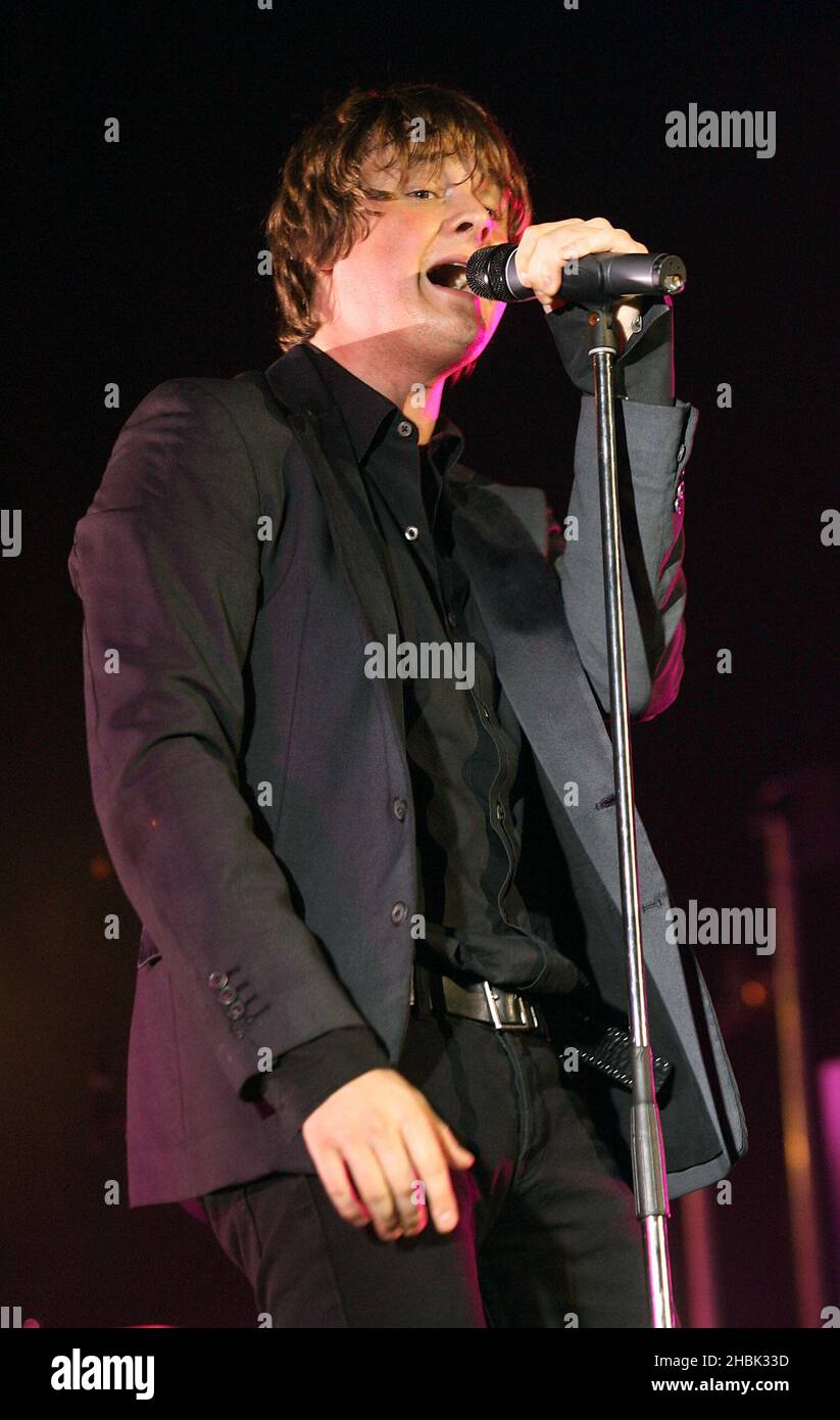 Keane perform live at Wembley Arena in London on February 28, 2007 Stock Photo - Alamy