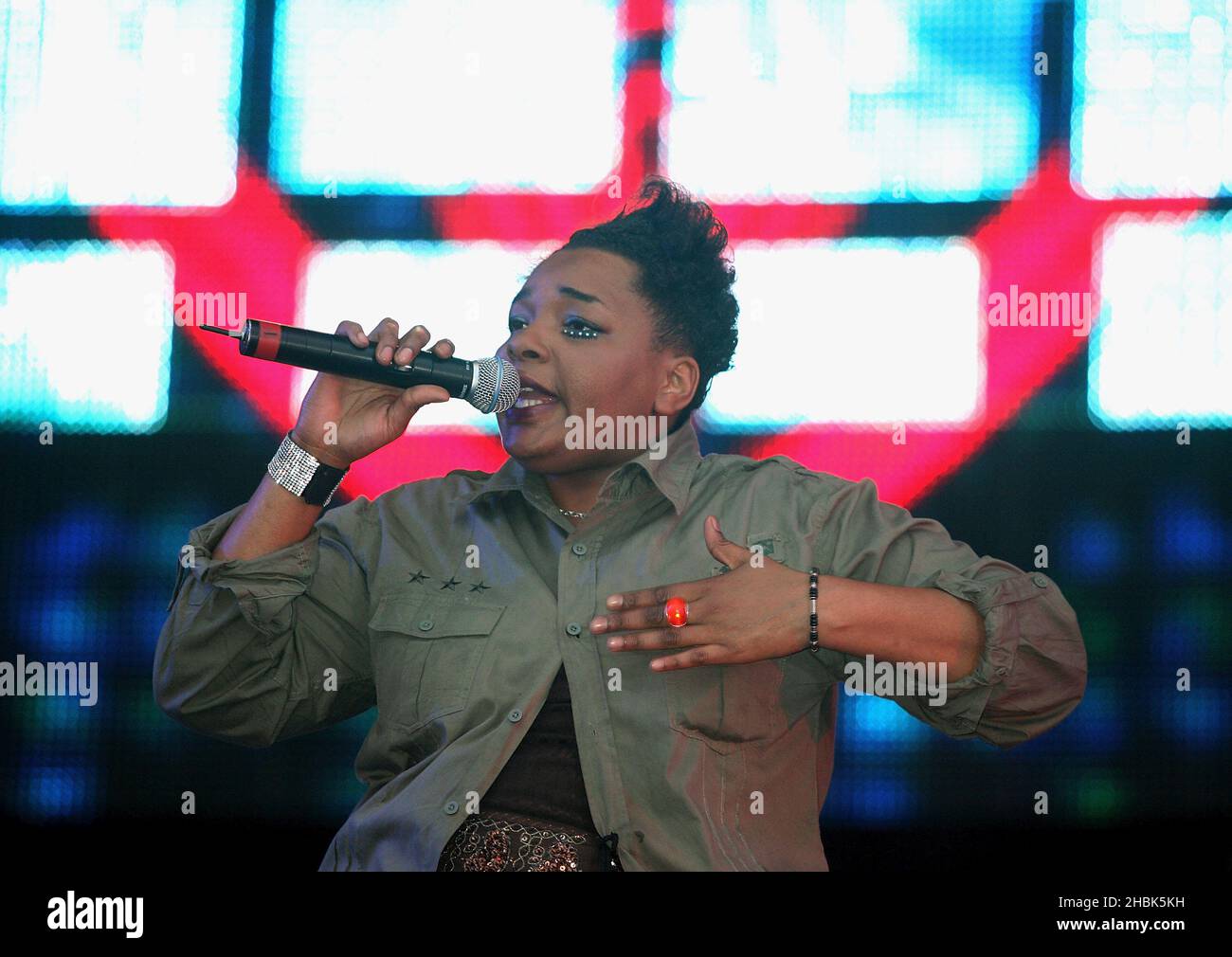 Groove amada live at isle of wight festival hi-res stock photography ...