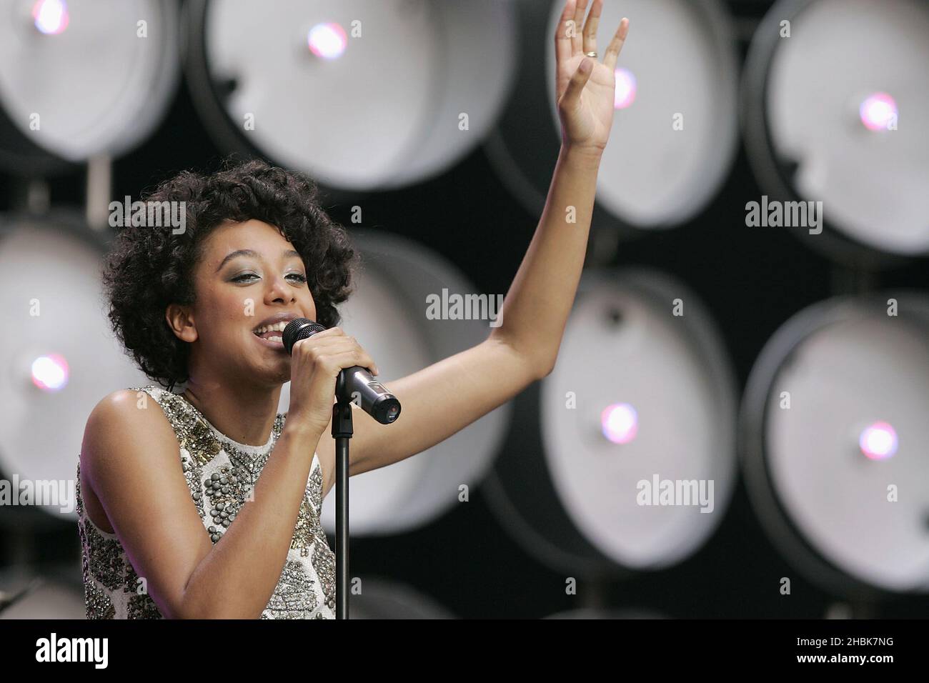 Corinne bailey rae in concert london hi-res stock photography and ...