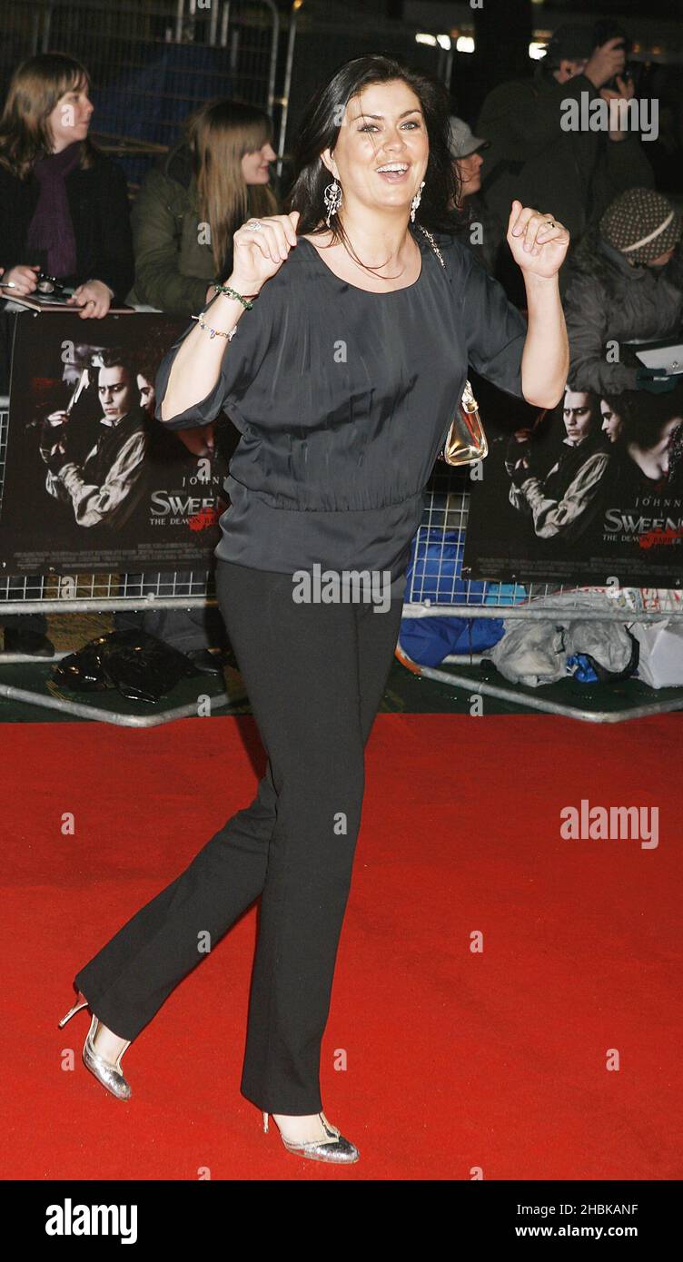 Amanda lamb arrives for the premiere of sweeney todd hi-res stock ...