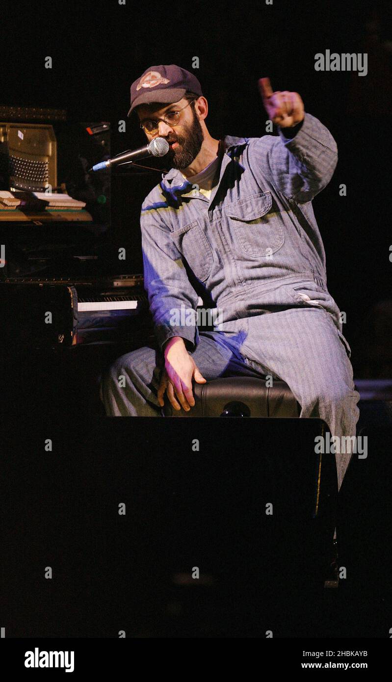 Mark everett hi-res stock photography and images - Alamy