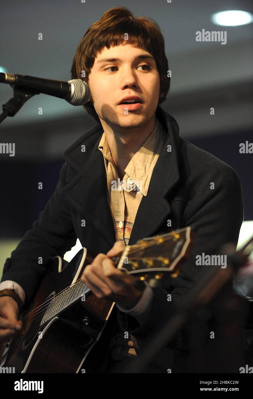 Ryan Ross of Panic at the Disco performs at an Instore Performance at ...