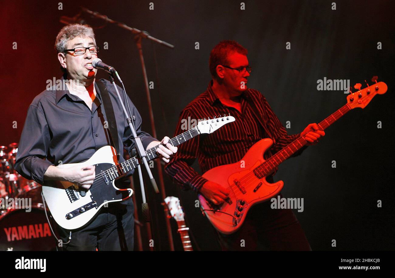 Rick Fenn and Mike Stevens of 10cc perform during 10cc's One Off Gig at ...