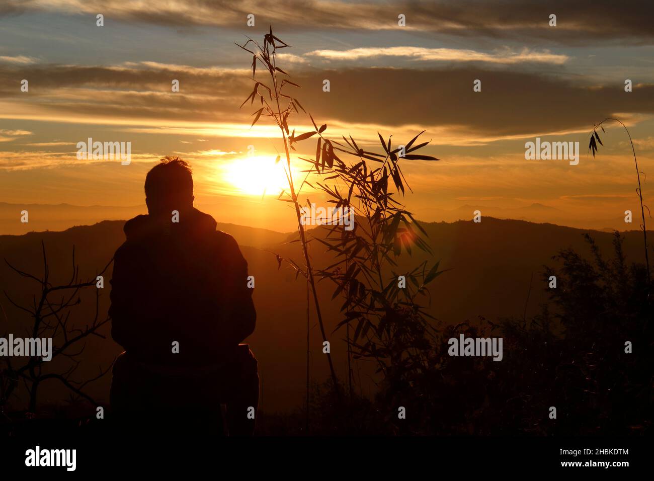 Full place hi-res stock photography and images - Alamy