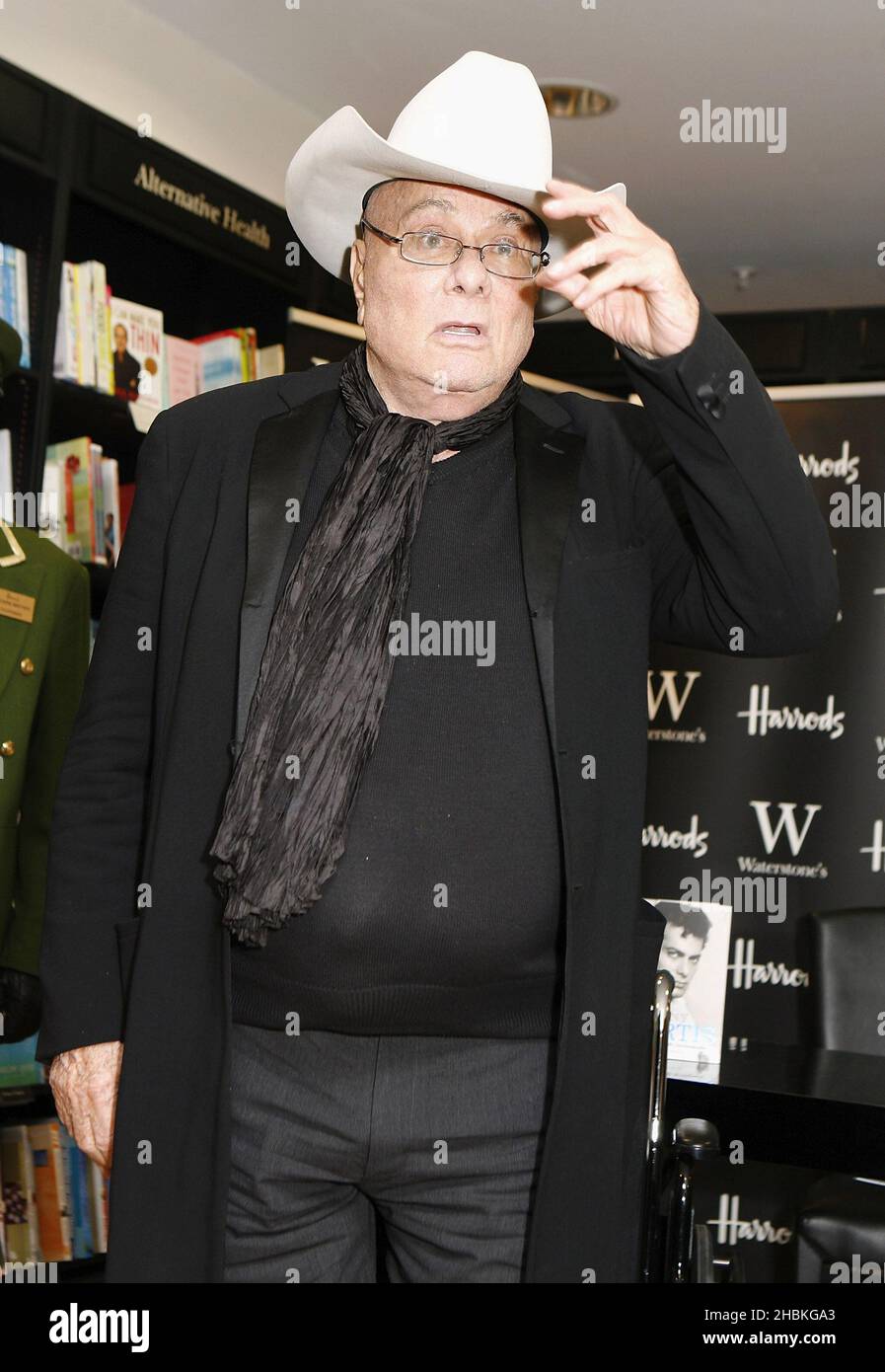 Tony Curtis signs copies of his book, 'American Prince - My ...