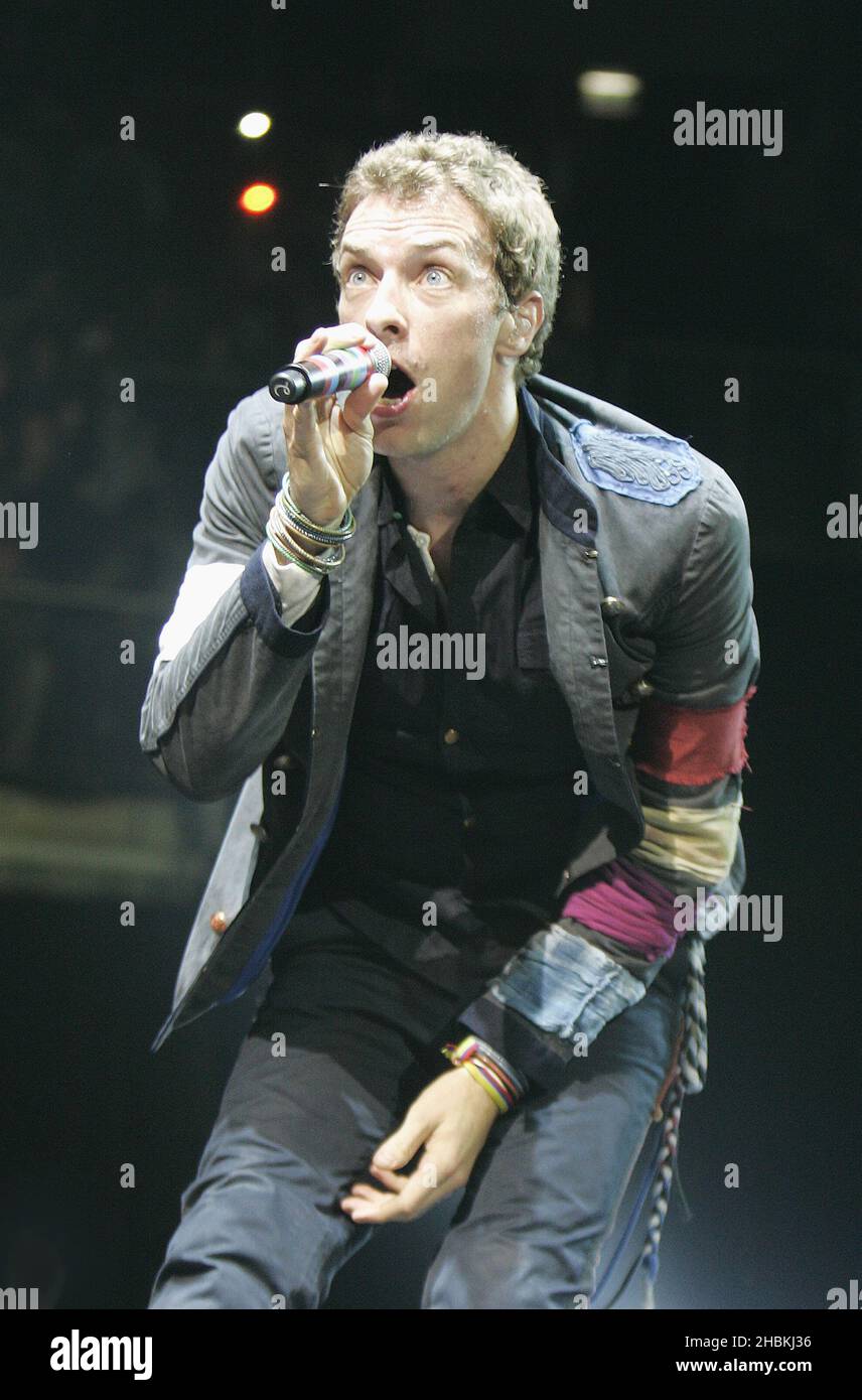 02 arena concert hi-res stock photography and images - Alamy