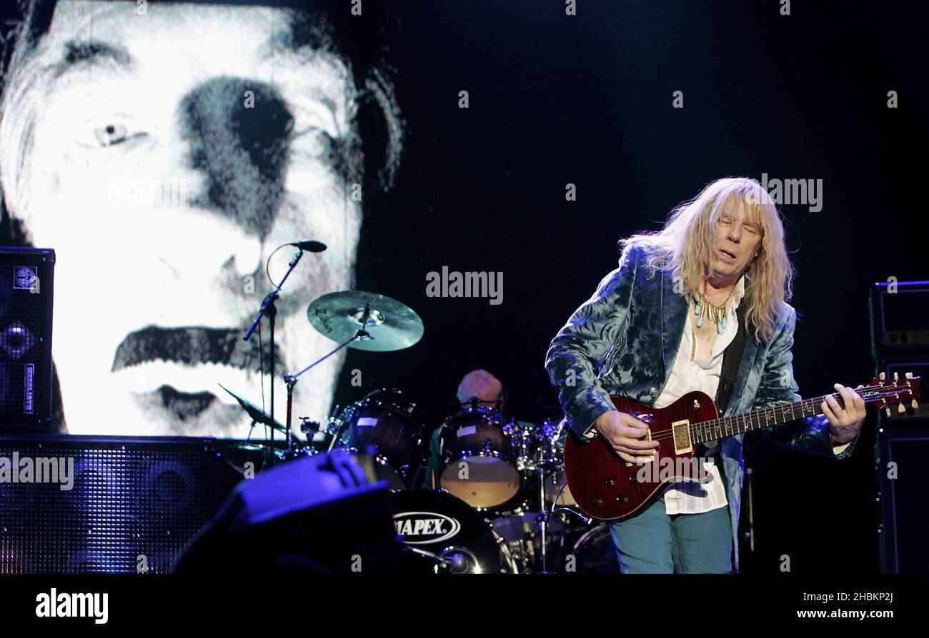 David St. Hubbins (Michael McKean) of Spinal Tap performs at Wembley ...