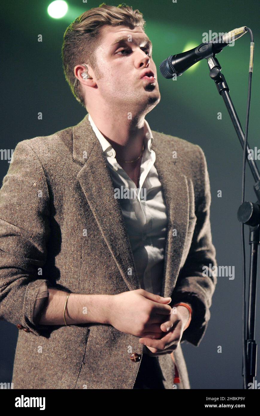 Daniel Merriweather performing on stage at the O2 Wireless Festival in ...