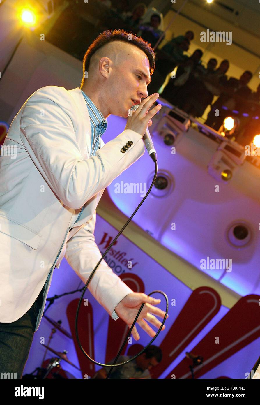 Frankmusik Performs A Free Gig At The Westfield Shopping Centre In