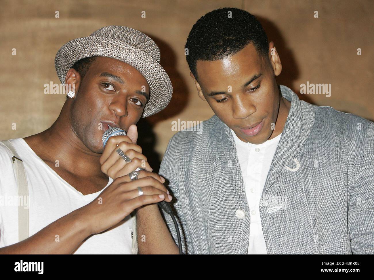 Oritse Williams of JLS reading nominations with Reggie Yates on stage ...