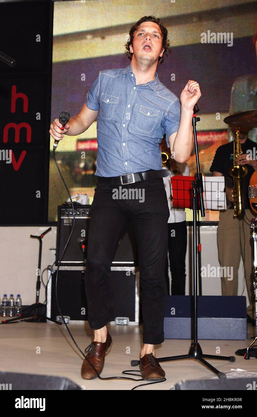 Lead singer Ed Macfarlane of the 'Friendly Fires' during a gig at HMV ...