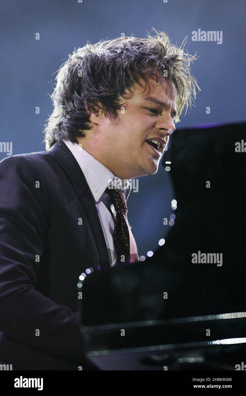 Jamie Cullum performs on stage at the 'We Love Abba, Thank You for the ...