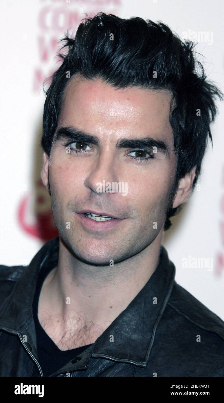 Kelly Jones of Stereophonics arrives at the Music Industry Trust Awards ...