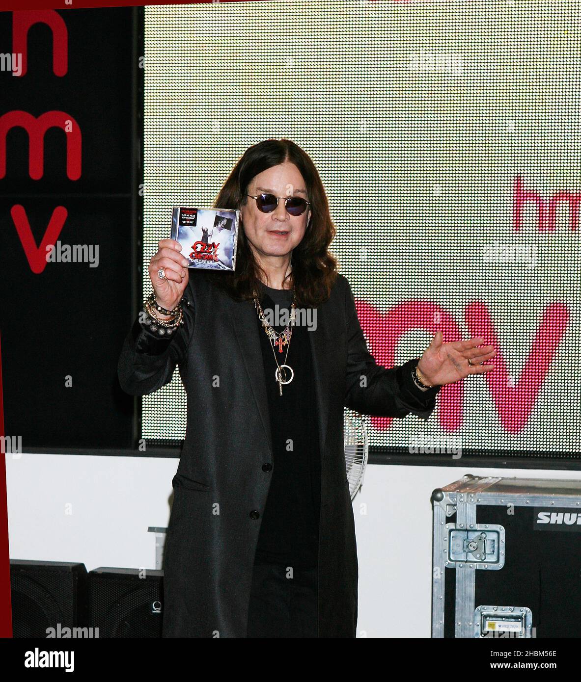 Ozzy Osborne signs copies of his new cd Screamâat HMV Oxford Street ...