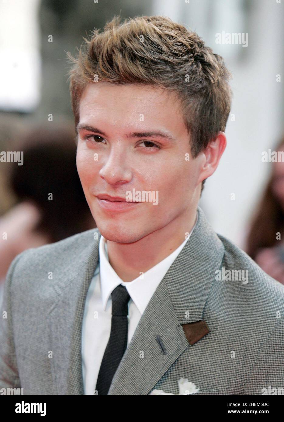 Xavier Samuel arrives at the Twilight Saga Eclipse Premiere at the ...