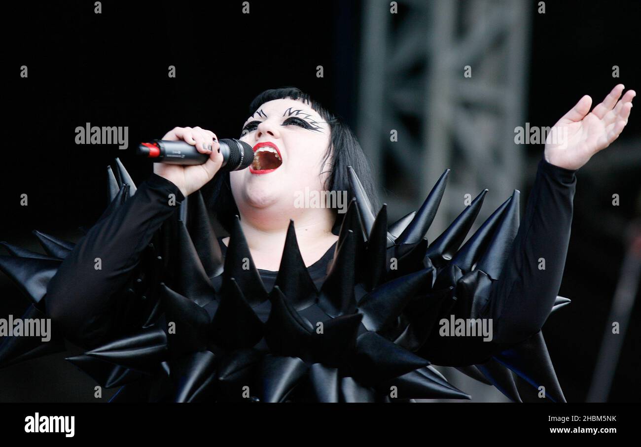 Beth Ditto of Gossip performs on stage at the Wireless Festival,Hyde ...