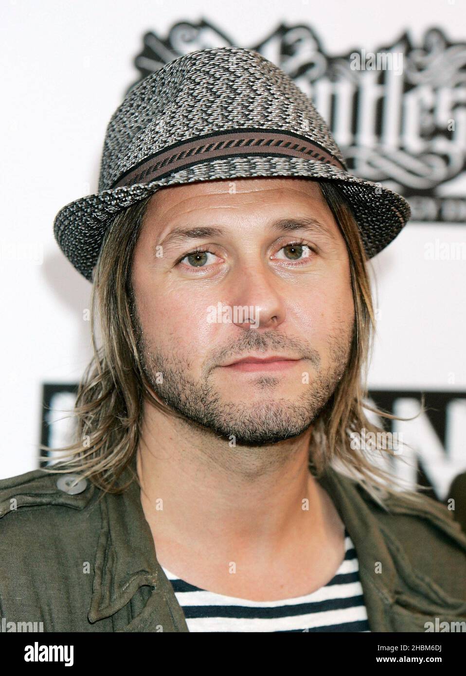 Kerrang feeder hi-res stock photography and images - Alamy