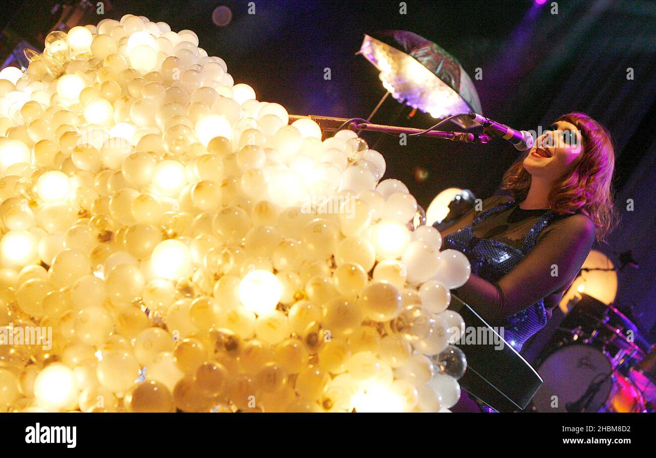 02 shepherds bush empire hi-res stock photography and images - Alamy