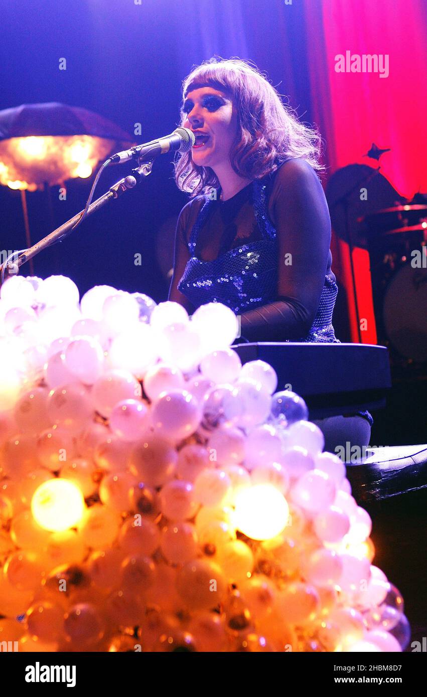 02 shepherds bush empire hi-res stock photography and images - Alamy