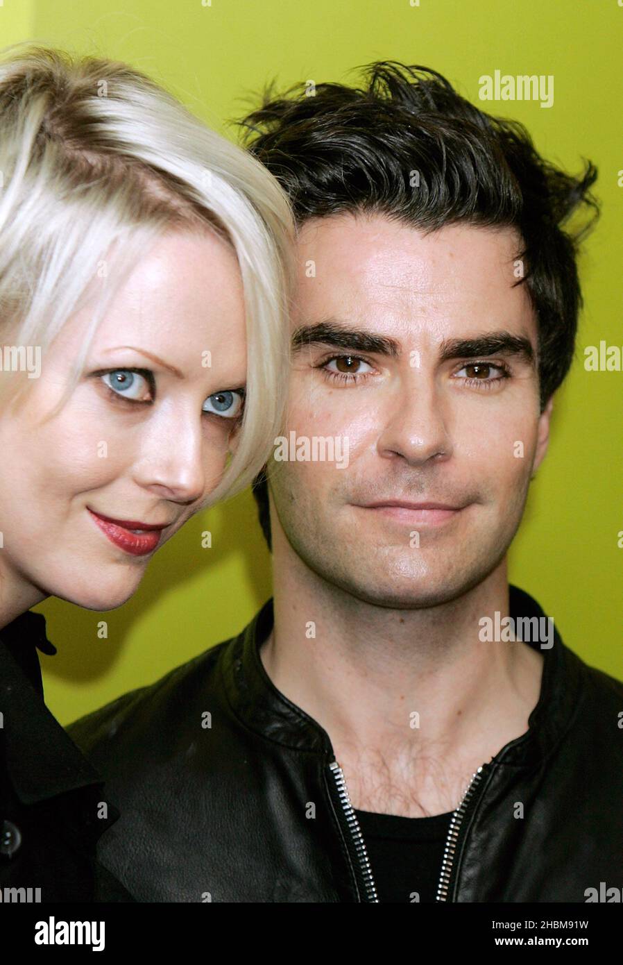 Kelly Jones arrives for the 2010 Music Industry Awards at the Grosvenor ...