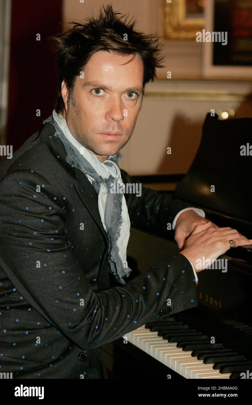 Rufus Wainwright promotes his 'House of Rufus' at the Royal Opera House ...