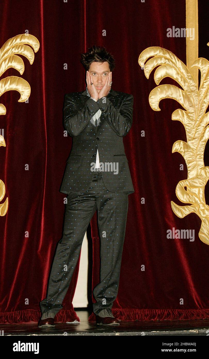 Rufus Wainwright promotes his 'House of Rufus' at the Royal Opera House ...
