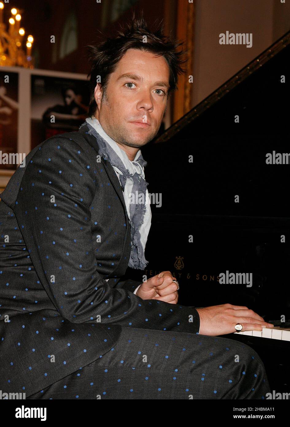 Rufus Wainwright promotes his 'House of Rufus' at the Royal Opera House ...