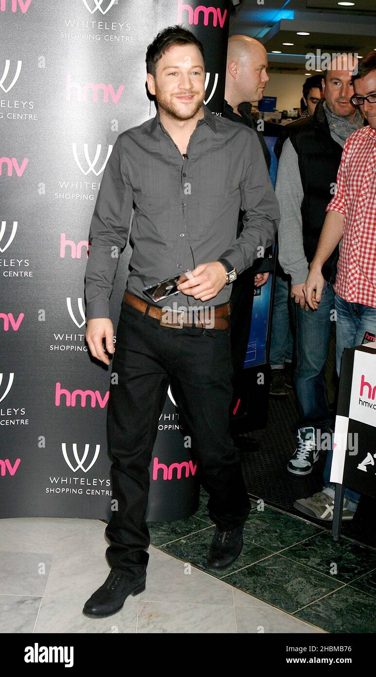 X Factor Winner Matt Cardle performs and signs copies of his debut CD ...