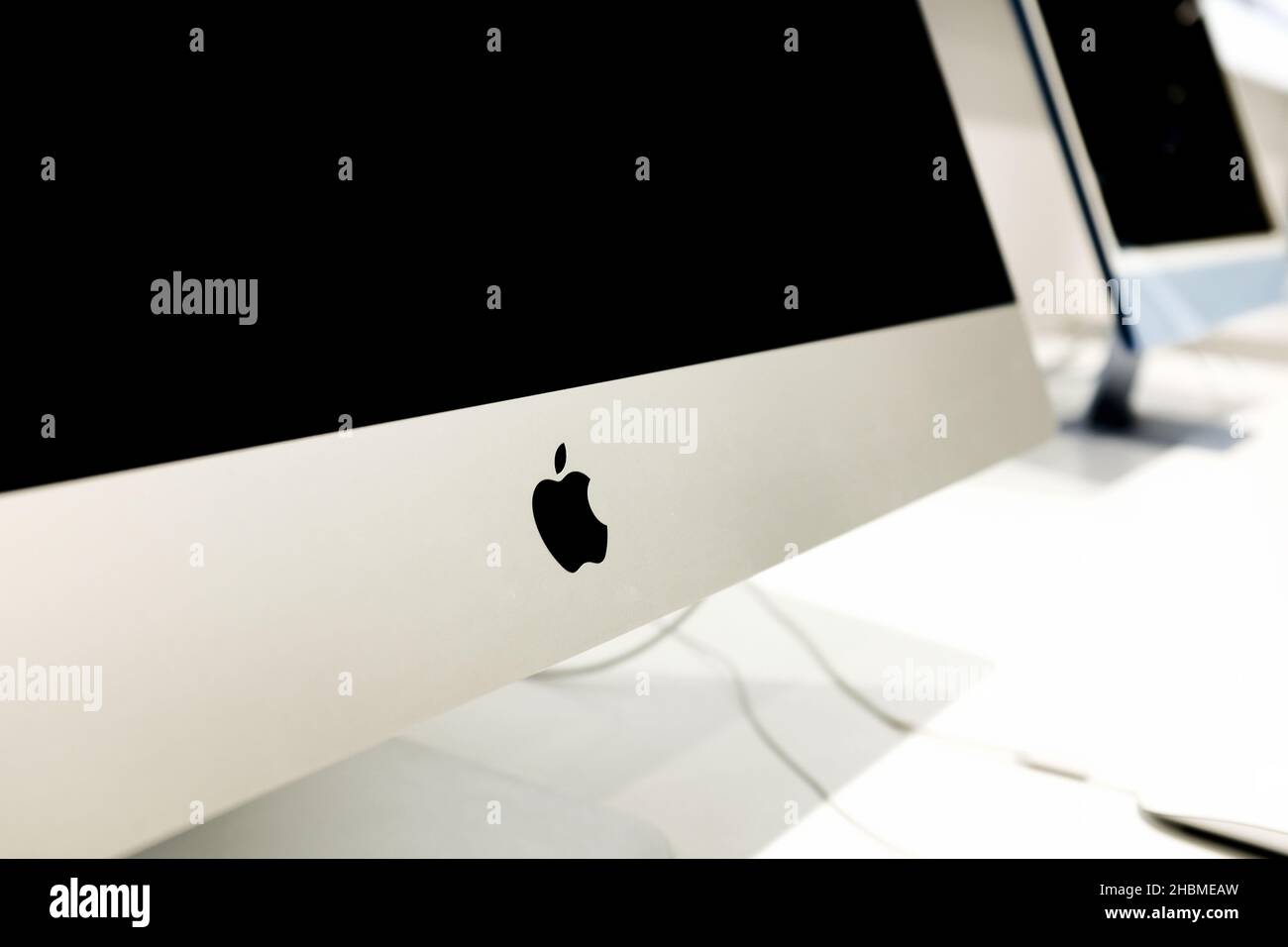 Apple iMac in Apple store. Editorial illusrative photo of new Apple 27 ...