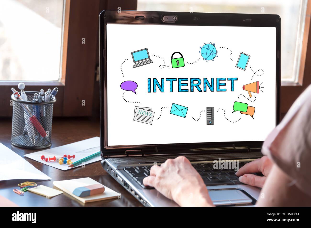 Laptop screen displaying an internet concept Stock Photo - Alamy