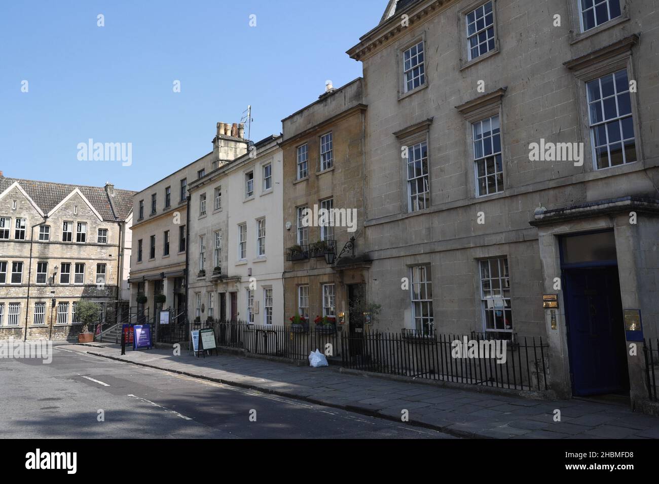 Georgian buildings on Old Kings street, Bath city centre England UK ...