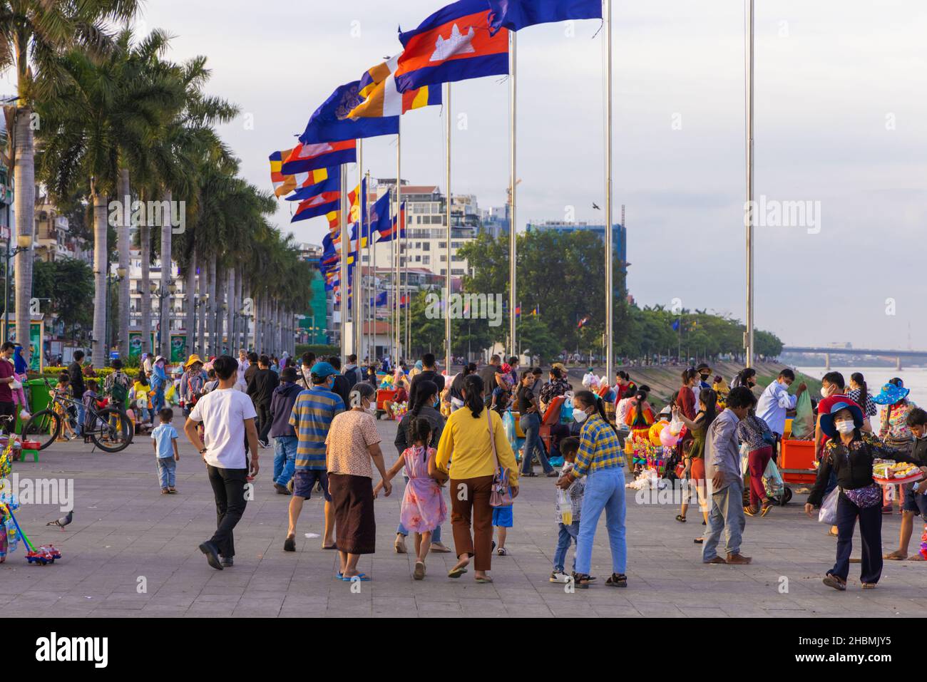 People on the waterfront of Phnom Penh downtown, Cambodia Stock Photo ...