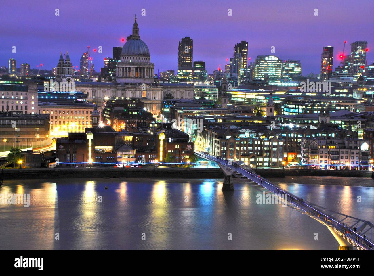 View of landmarks and architectures in London at night from the south ...