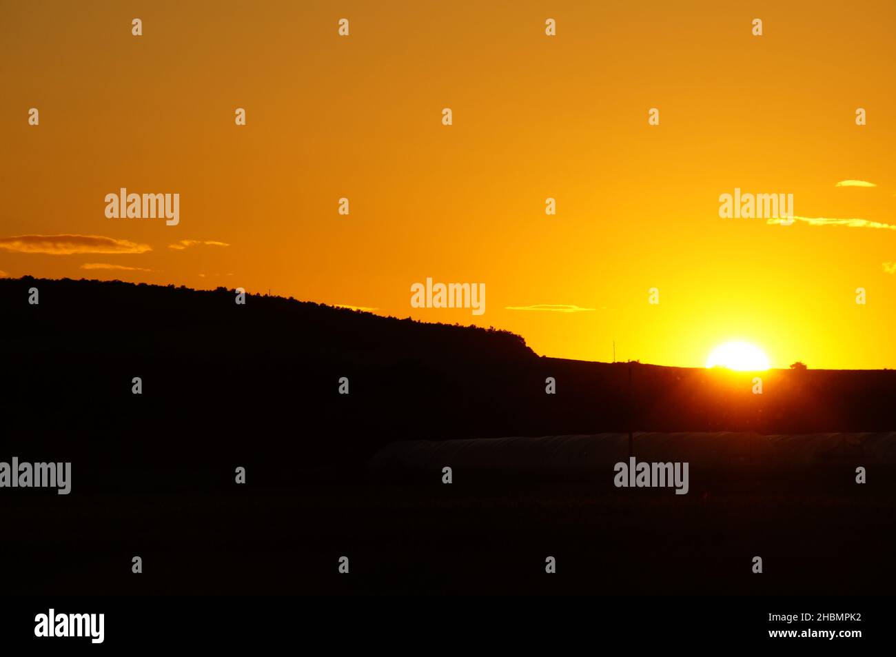 Shining light over the fields hi-res stock photography and images - Alamy