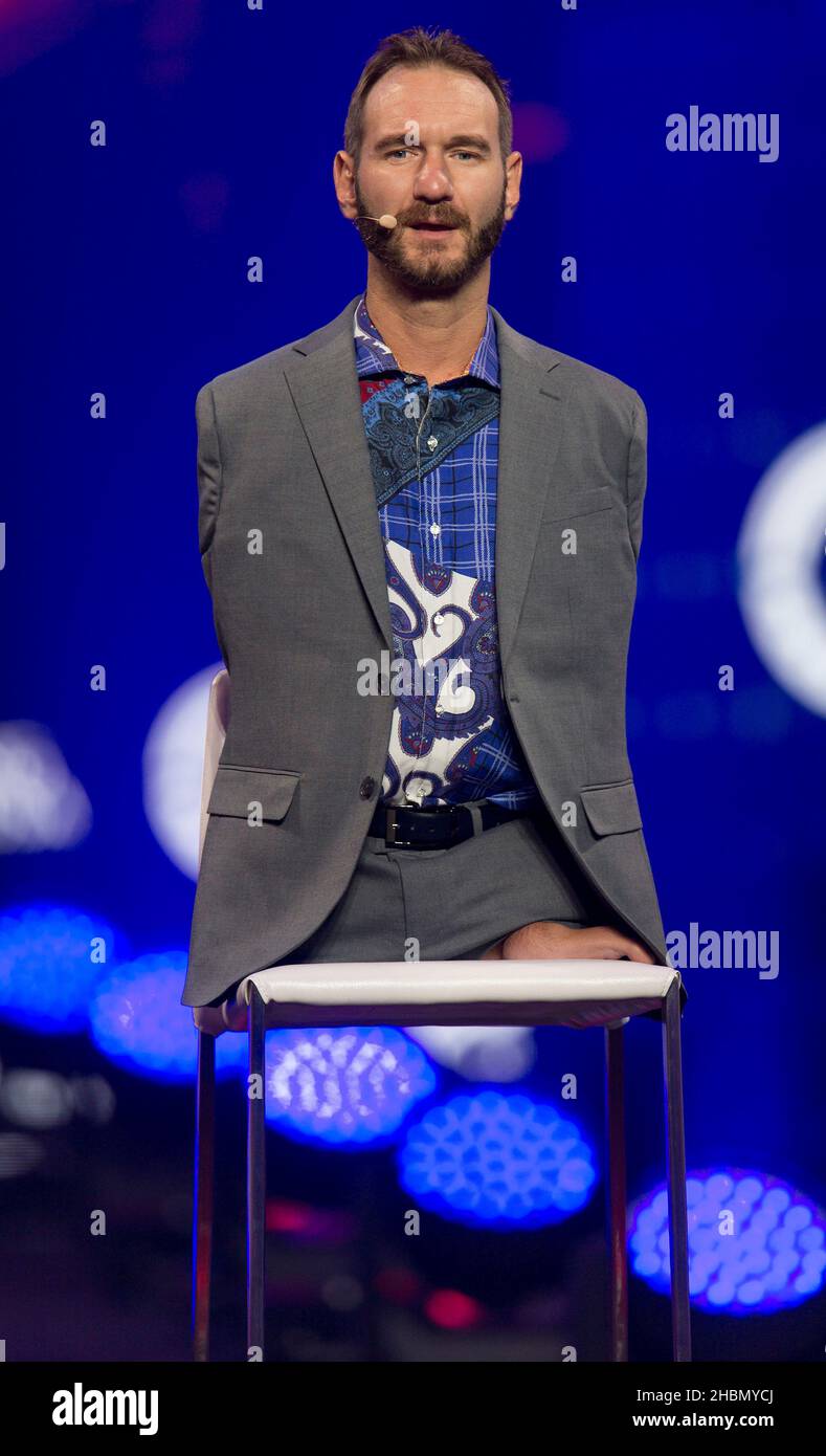 Vujicic speaks hi-res stock photography and images - Alamy