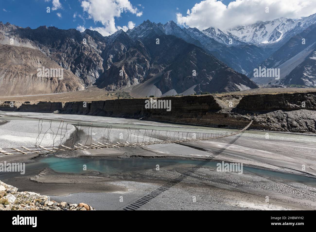 Passu bridge hunza valley pakistan hi-res stock photography and images ...
