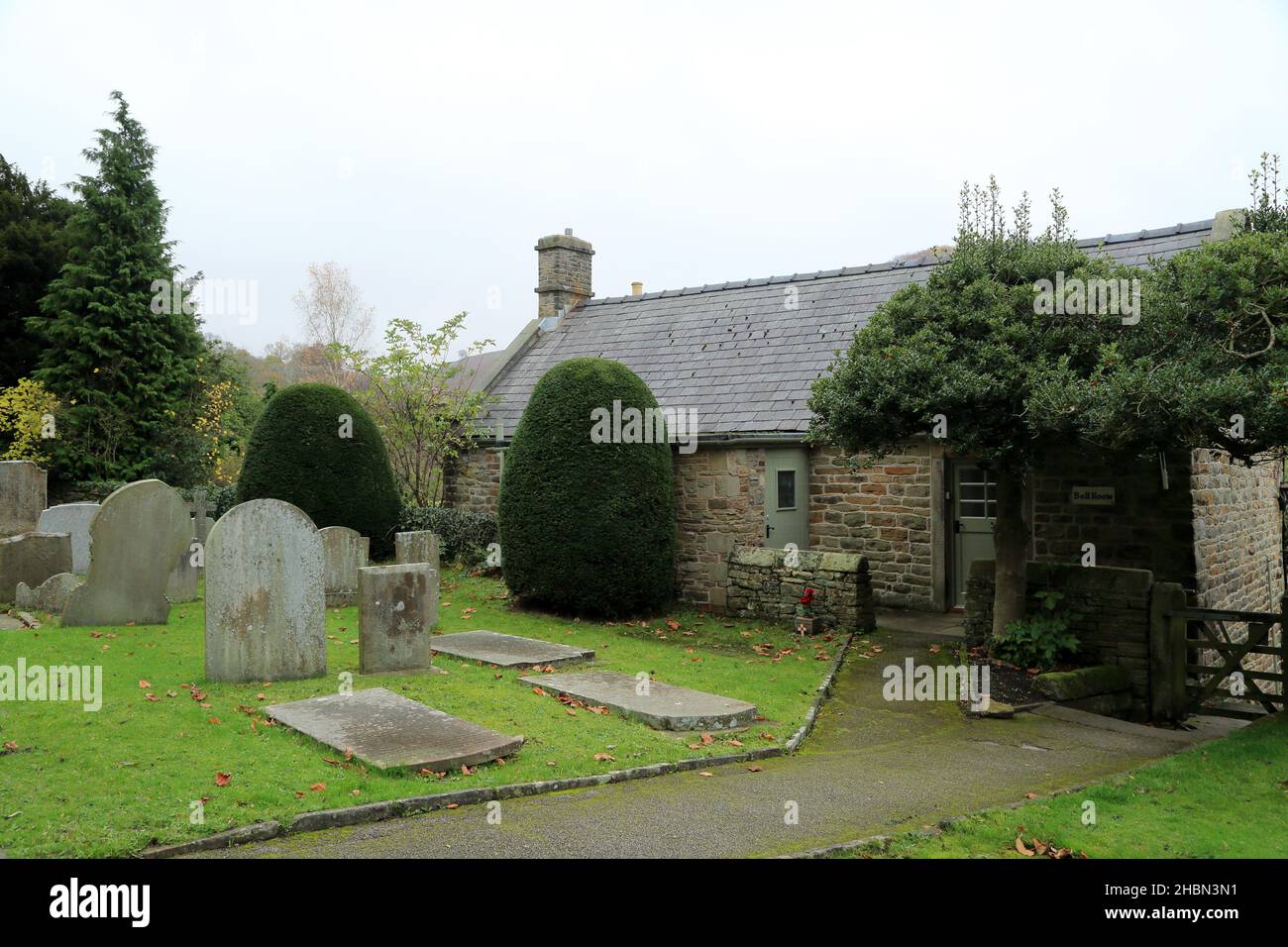 Hathersage village hi-res stock photography and images - Alamy