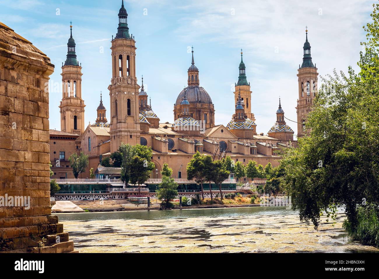 Basilica del pilar cathedral hi-res stock photography and images - Alamy