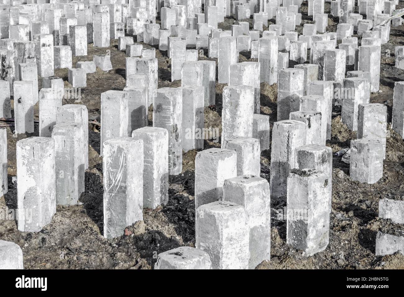Reinforced concrete piles hi-res stock photography and images - Alamy