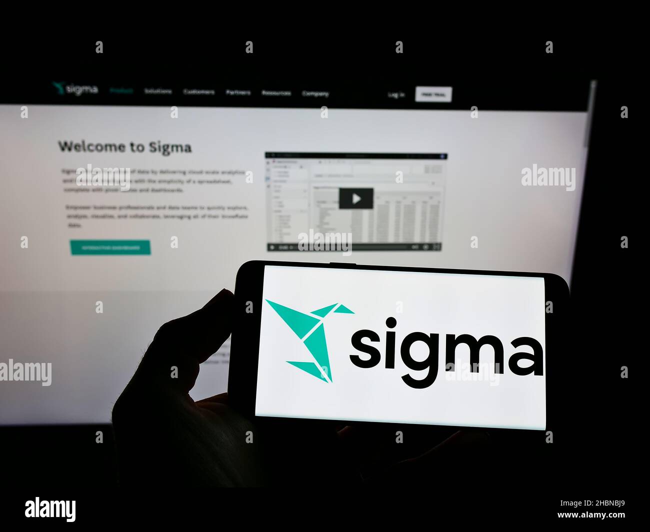 Sigma company hi-res stock photography and images - Alamy