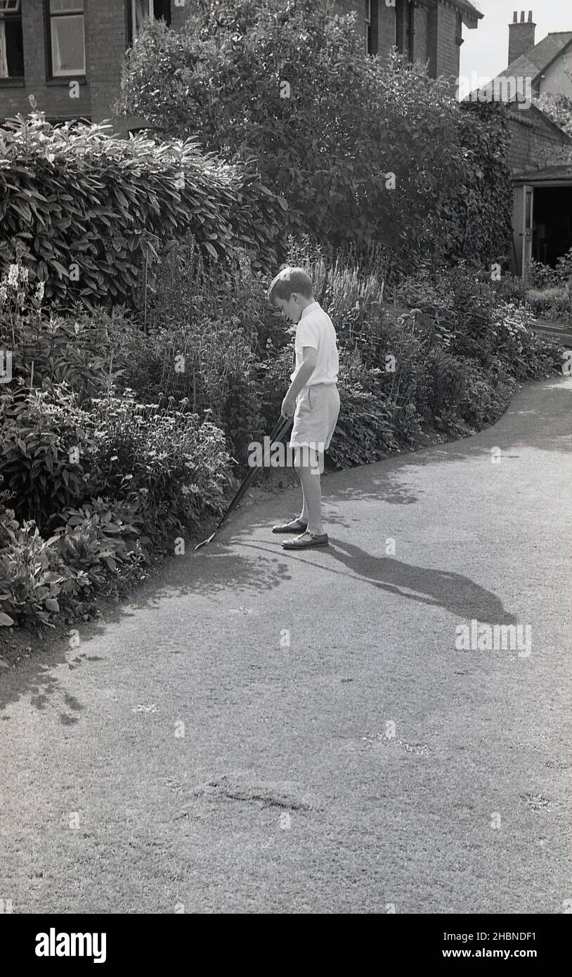 1950s garden black white hi-res stock photography and images - Alamy