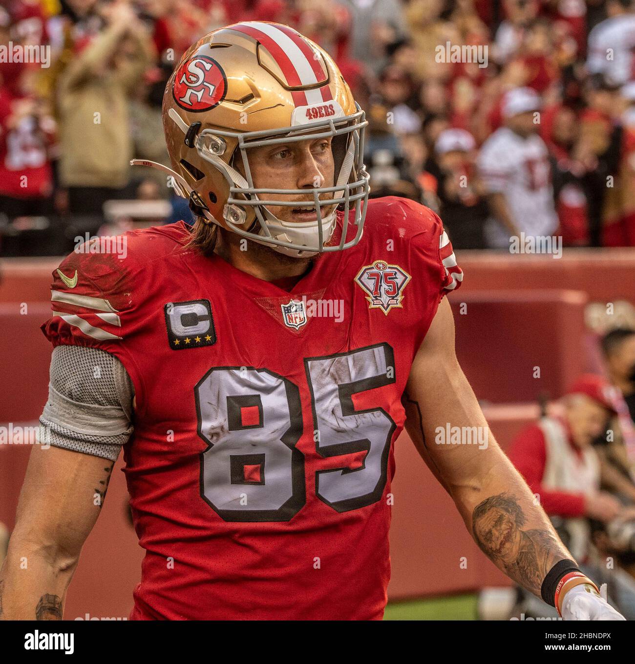 George kittle hi-res stock photography and images - Alamy