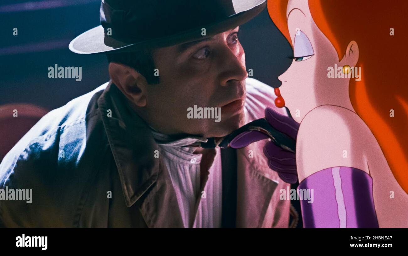 USA. Bob Hoskins and Jessica Rabbit in a scene from the (C)Buena Vista ...