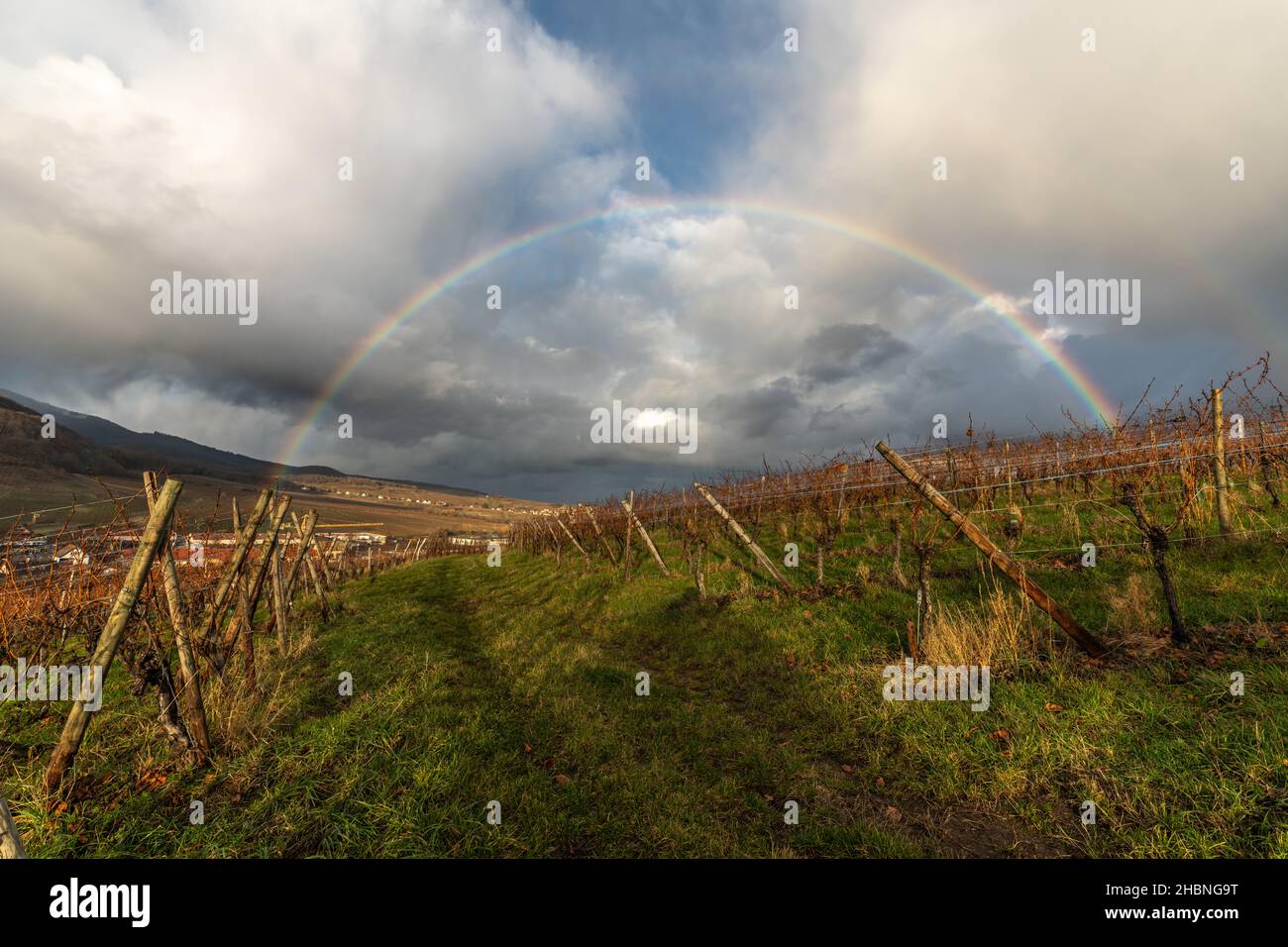 Rainbow over fall colors hi-res stock photography and images - Alamy