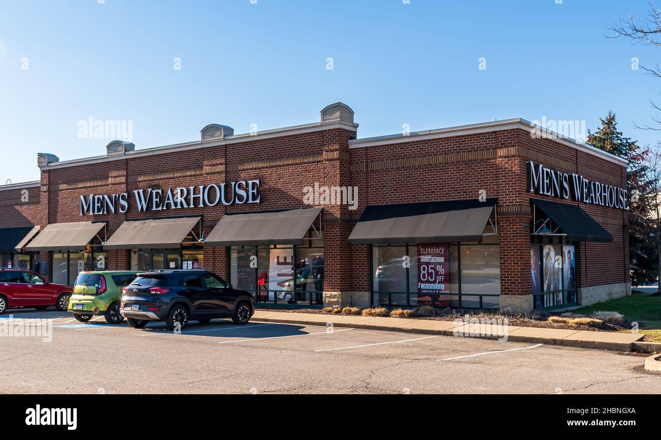 The Men's Warehouse, a clothing store in the Waterfront Shopping ...