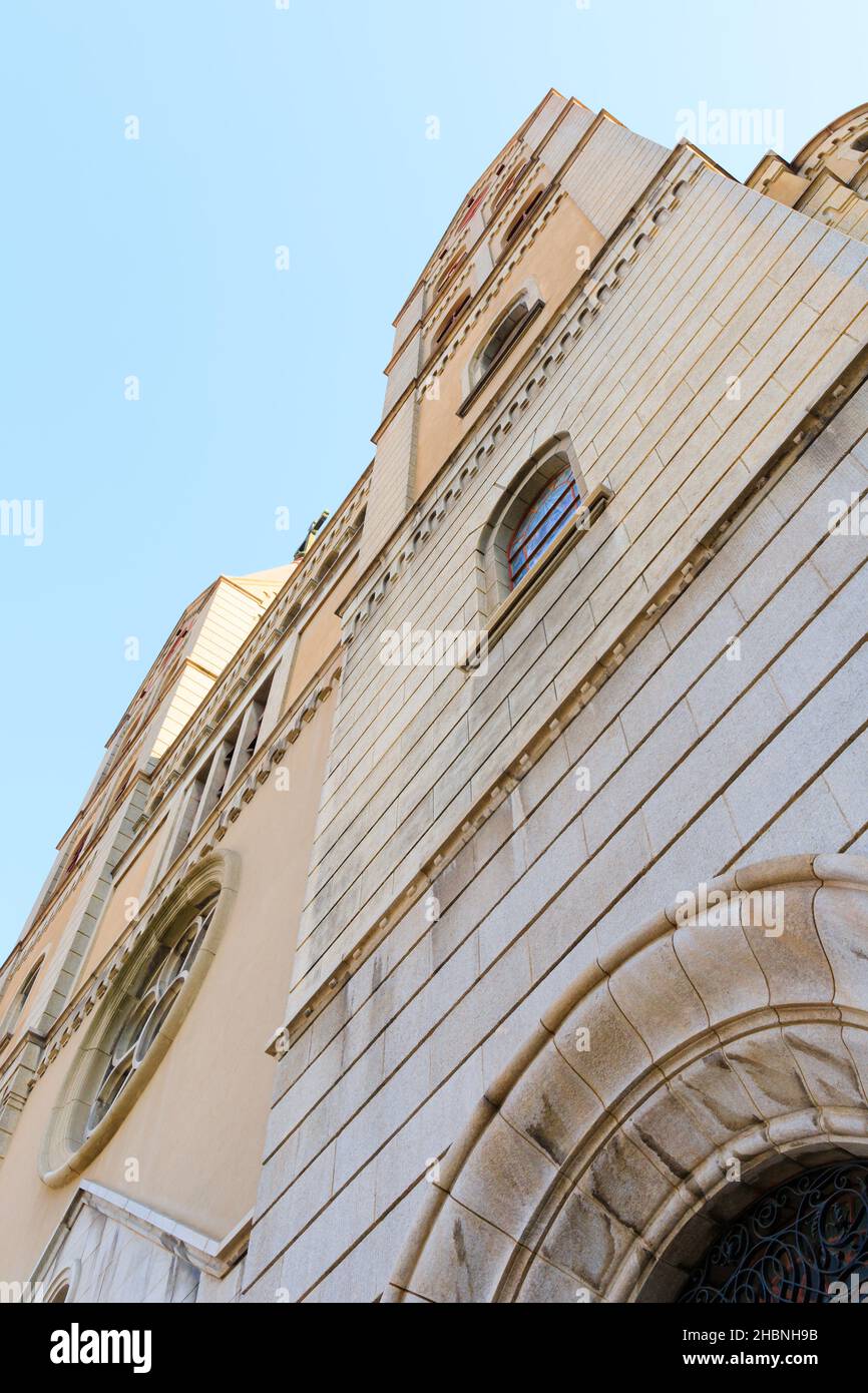 China Beijing Summer Palace misty lake and tree view Stock Photo - Alamy